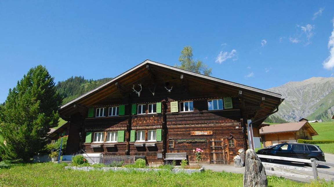80 M² Ferienwohnung ∙ 2 Schlafzimmer ∙ 4 Gäste - Adelboden