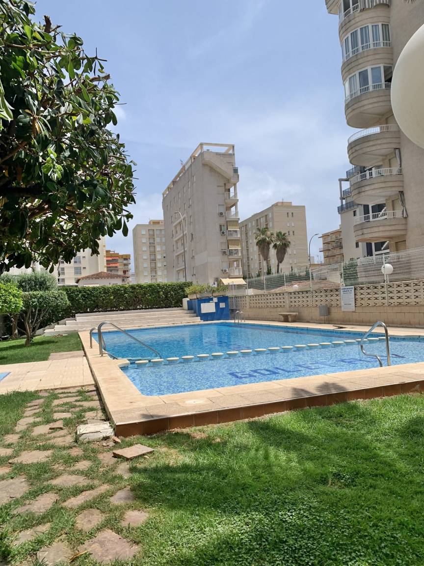 85 M² Apartamento ∙ 3 Habitaciones ∙ 5 Huéspedes - Gandía