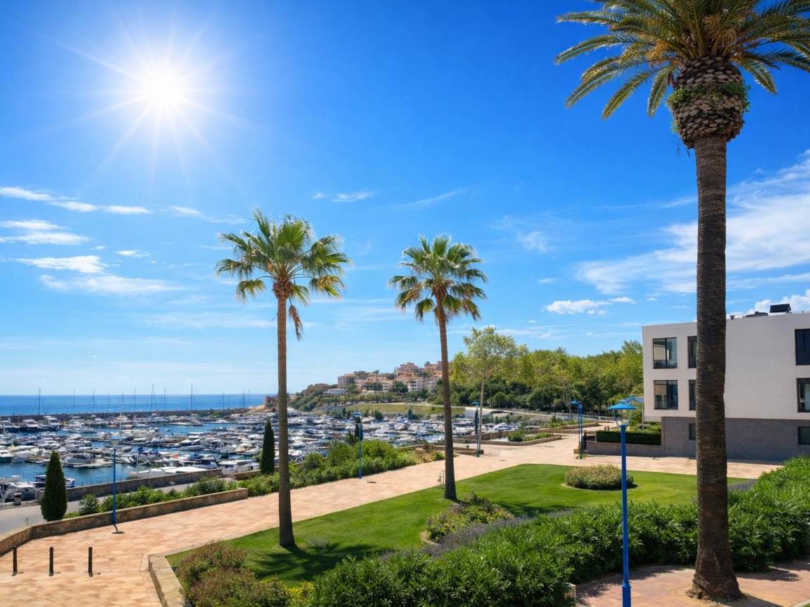 75 M² Apartment ∙ 3 Bedrooms ∙ 6 Guests - Palamós