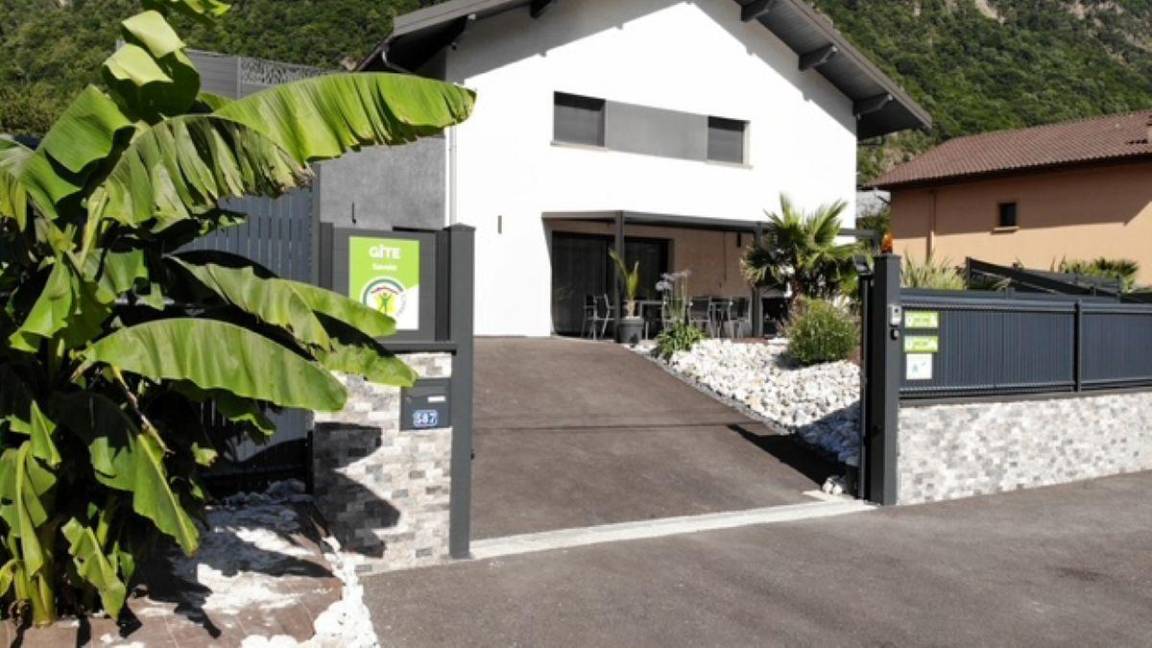 144 M² Gîte ∙ 4 Chambres ∙ 8 Personnes - Albertville