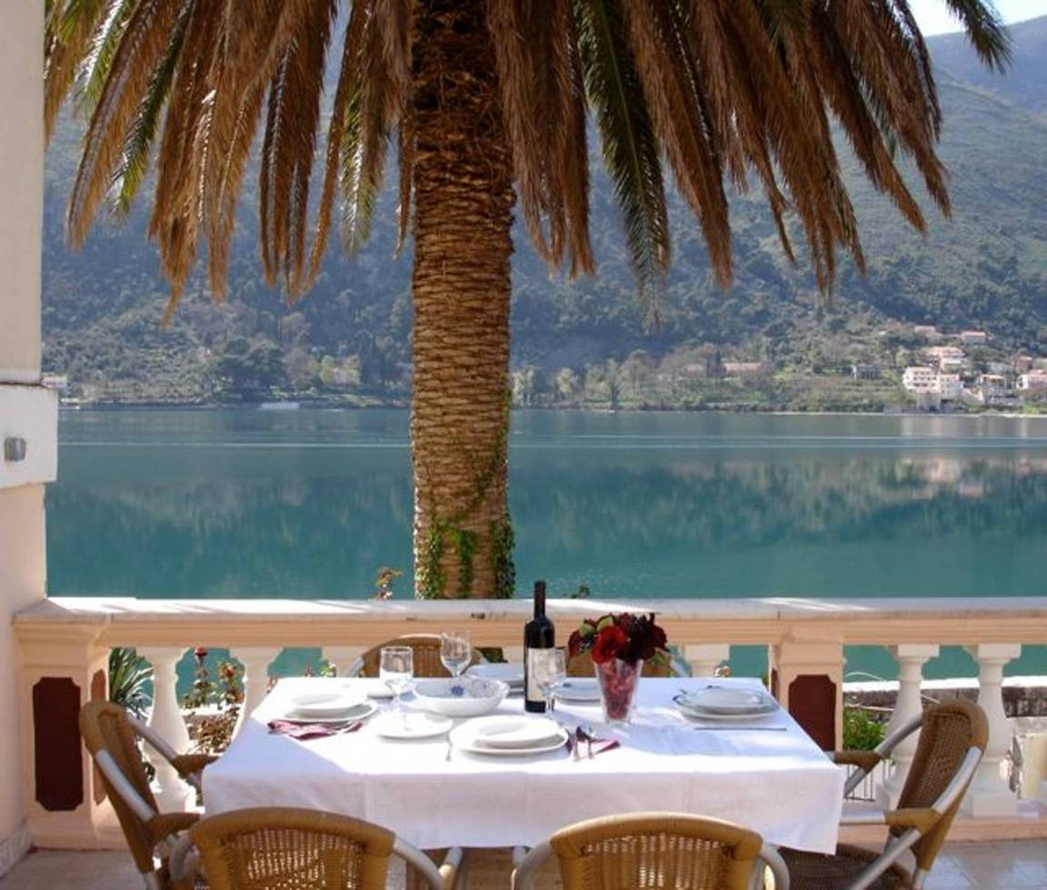 80 M² Apartamento ∙ 3 Habitaciones ∙ 6 Huéspedes - Kotor