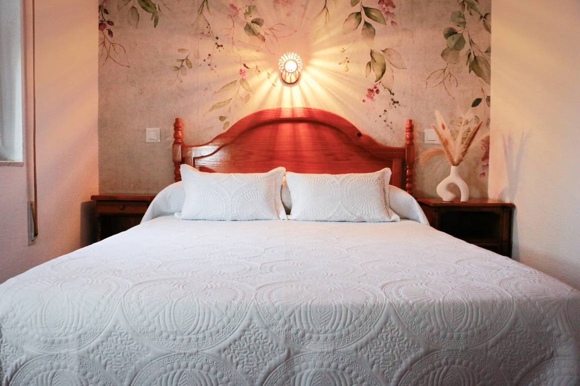 Bed & Breakfast ∙ 1 Habitación ∙ 2 Huéspedes - Santillana del Mar