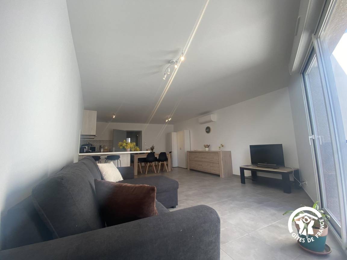 123 M² Gîte ∙ 3 Chambres ∙ 5 Personnes - Thuir