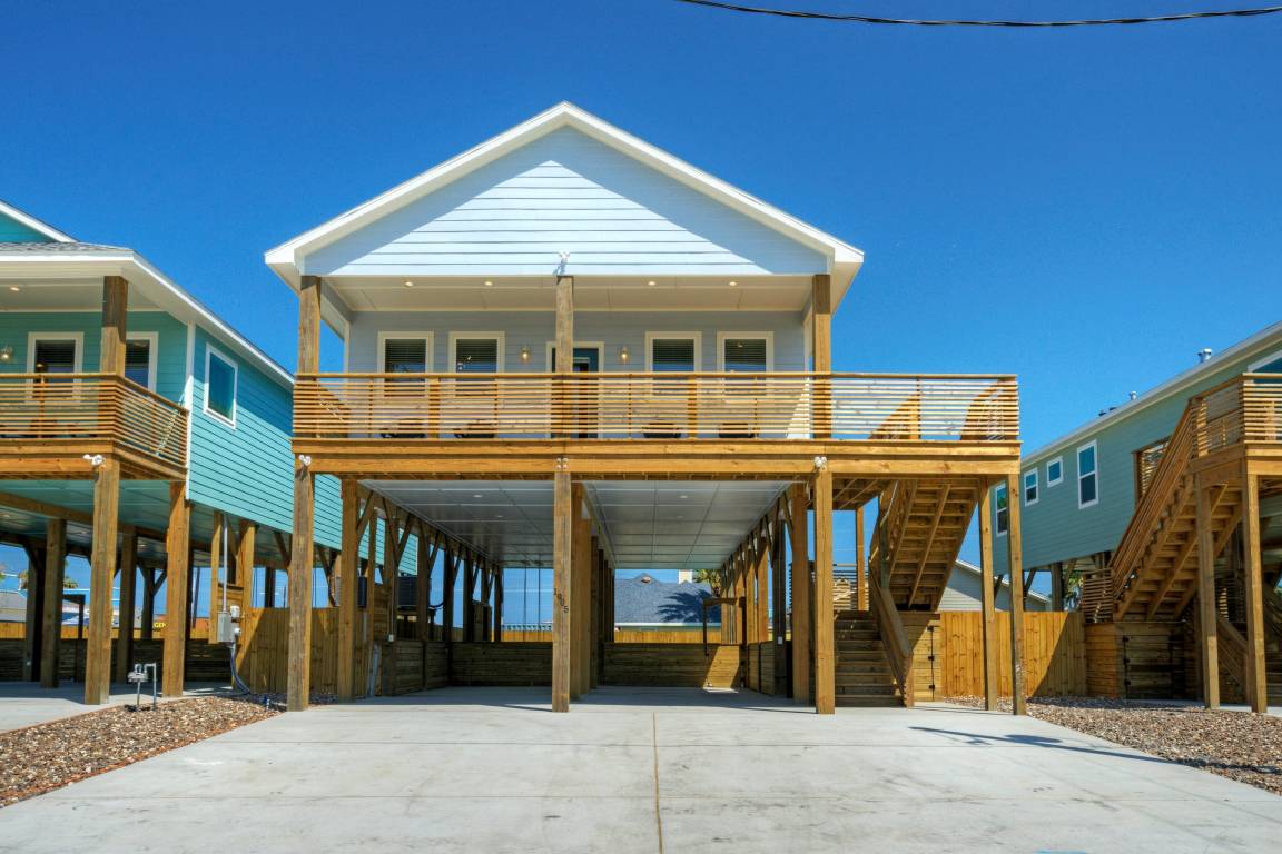 148 M² House ∙ 4 Bedrooms ∙ 12 Guests - Port Aransas, TX