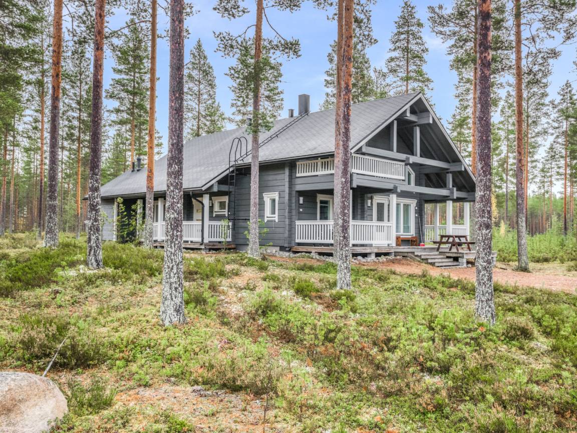 150 M² Talo ∙ 4 Makuuhuonetta ∙ 8 Vierasta - Kannonkoski
