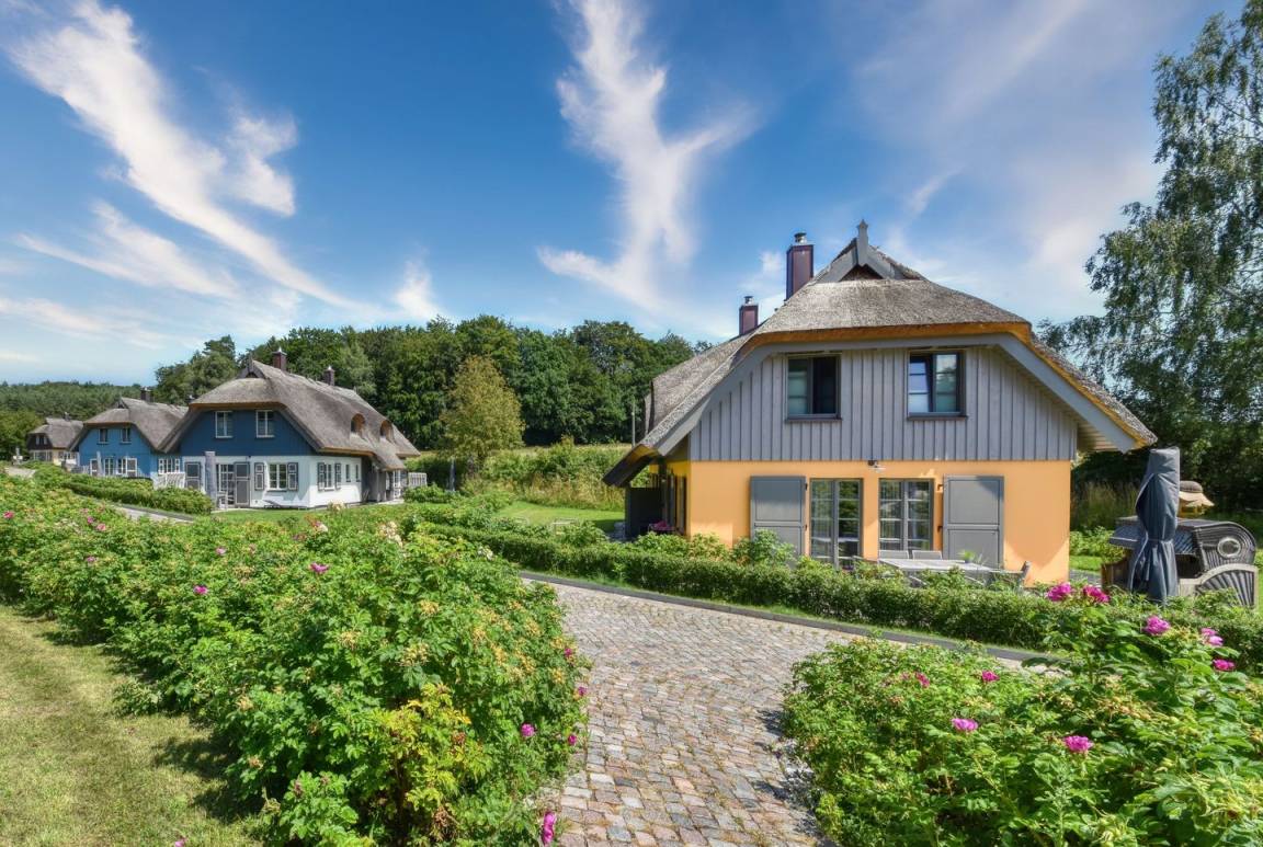 61 M² Ferienhaus ∙ 2 Schlafzimmer ∙ 4 Gäste - Binz