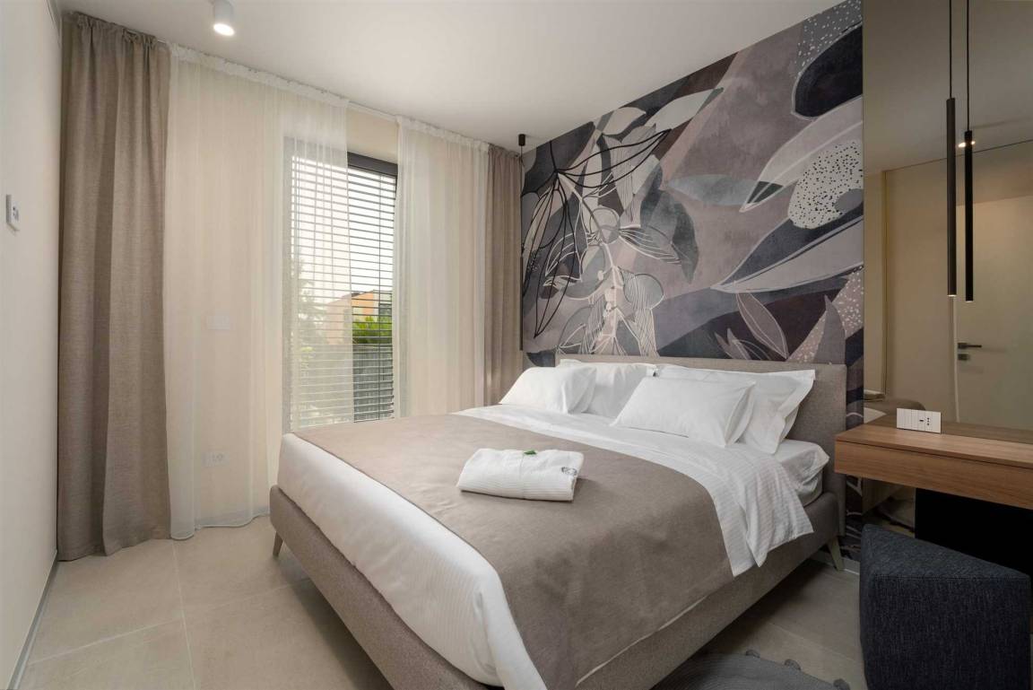 130 M² Huoneisto ∙ 3 Makuuhuonetta ∙ 6 Vierasta - Rovinj