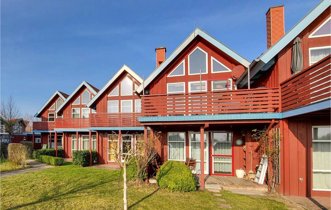 74 M² Ferienhaus ∙ 2 Schlafzimmer ∙ 4 Gäste - Plau am See