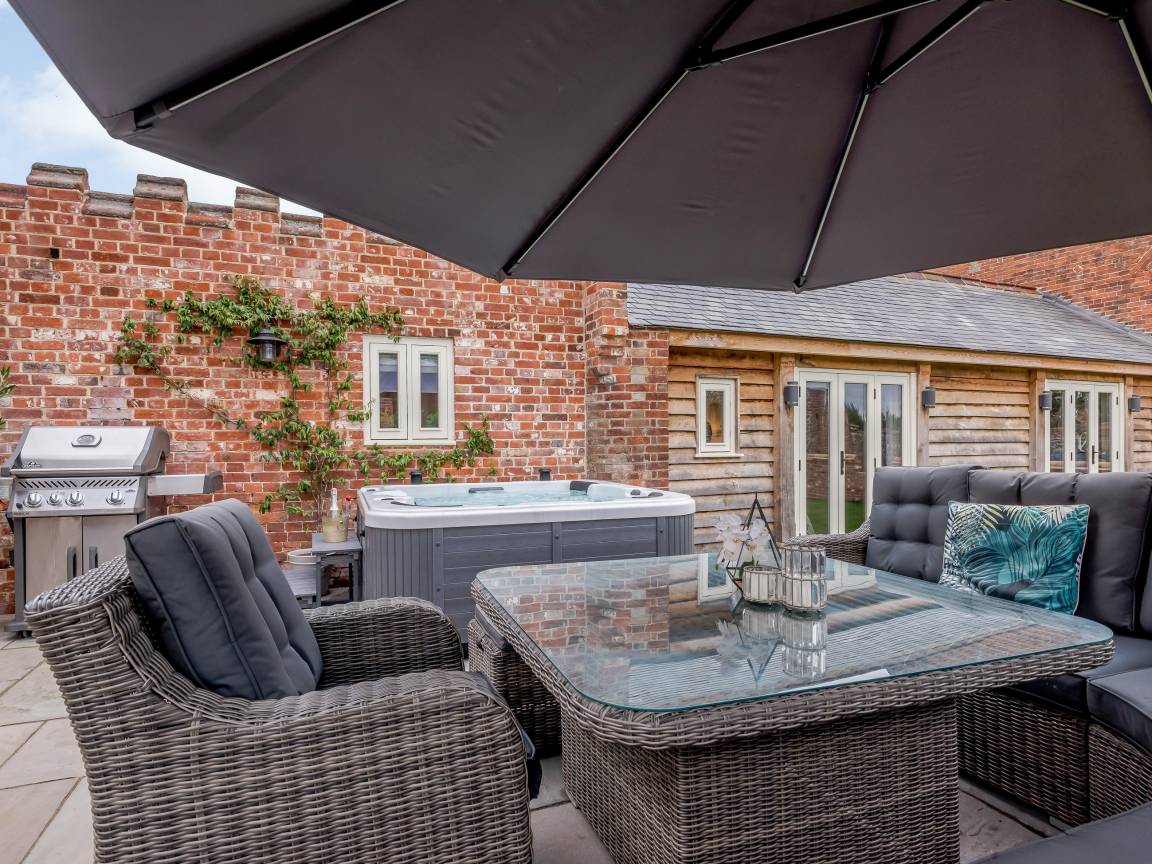 Cottage ∙ 2 Bedrooms ∙ 4 Guests - Wroxham