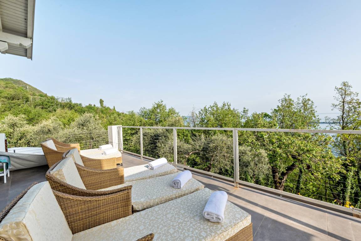 230 M² Villa ∙ 3 Habitaciones ∙ 6 Huéspedes - Toscolano-Maderno