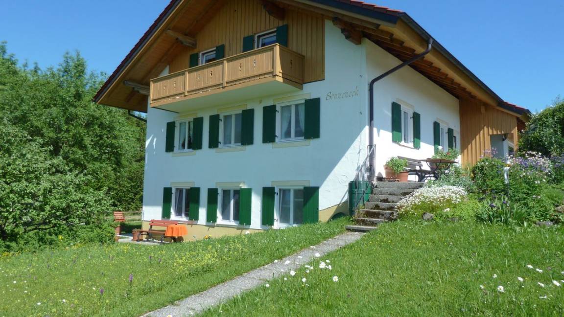 59 M² Ferienwohnung ∙ 1 Schlafzimmer ∙ 4 Gäste - Bad Bayersoien