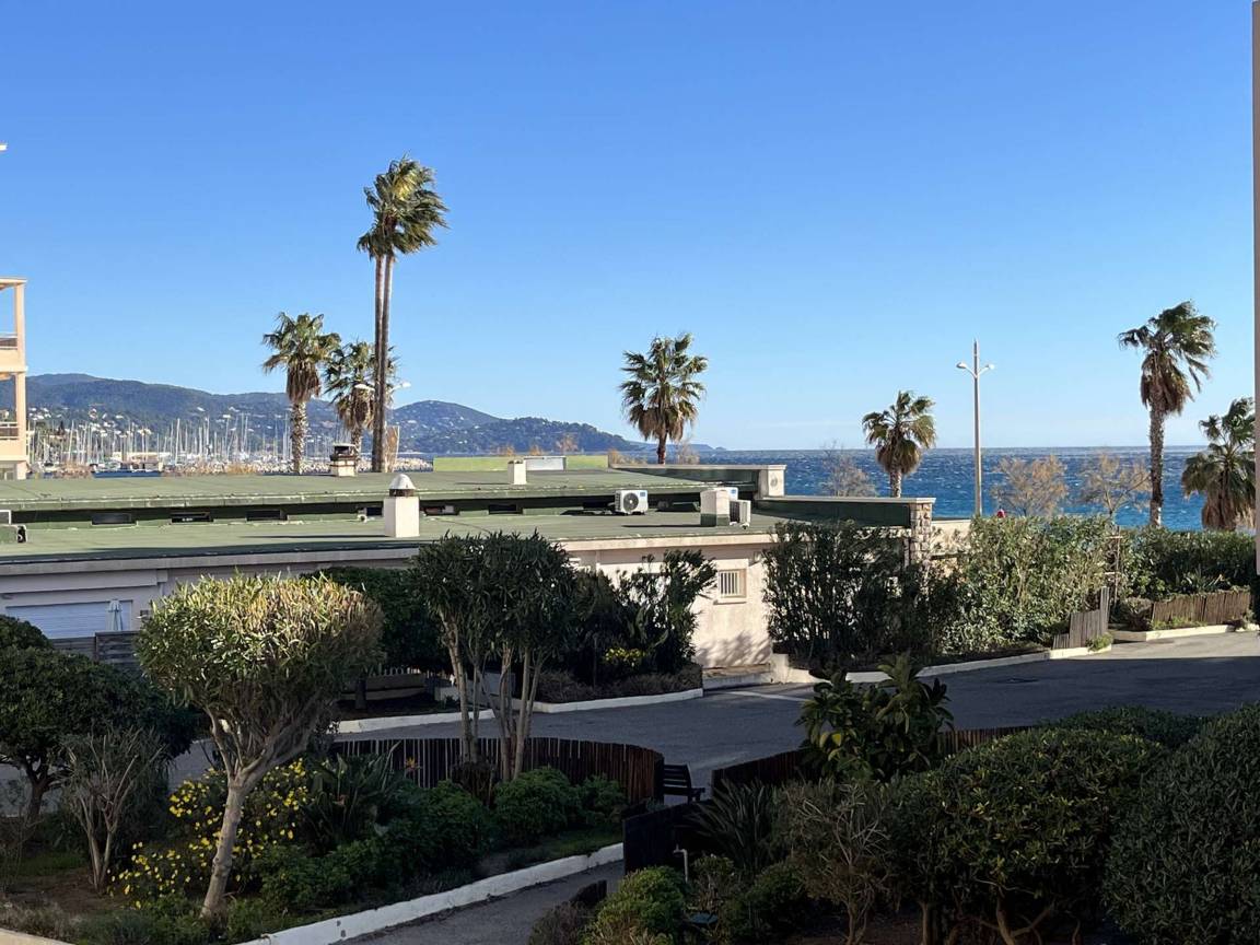 52 M² Appartement ∙ 1 Chambre ∙ 4 Personnes - Le Lavandou