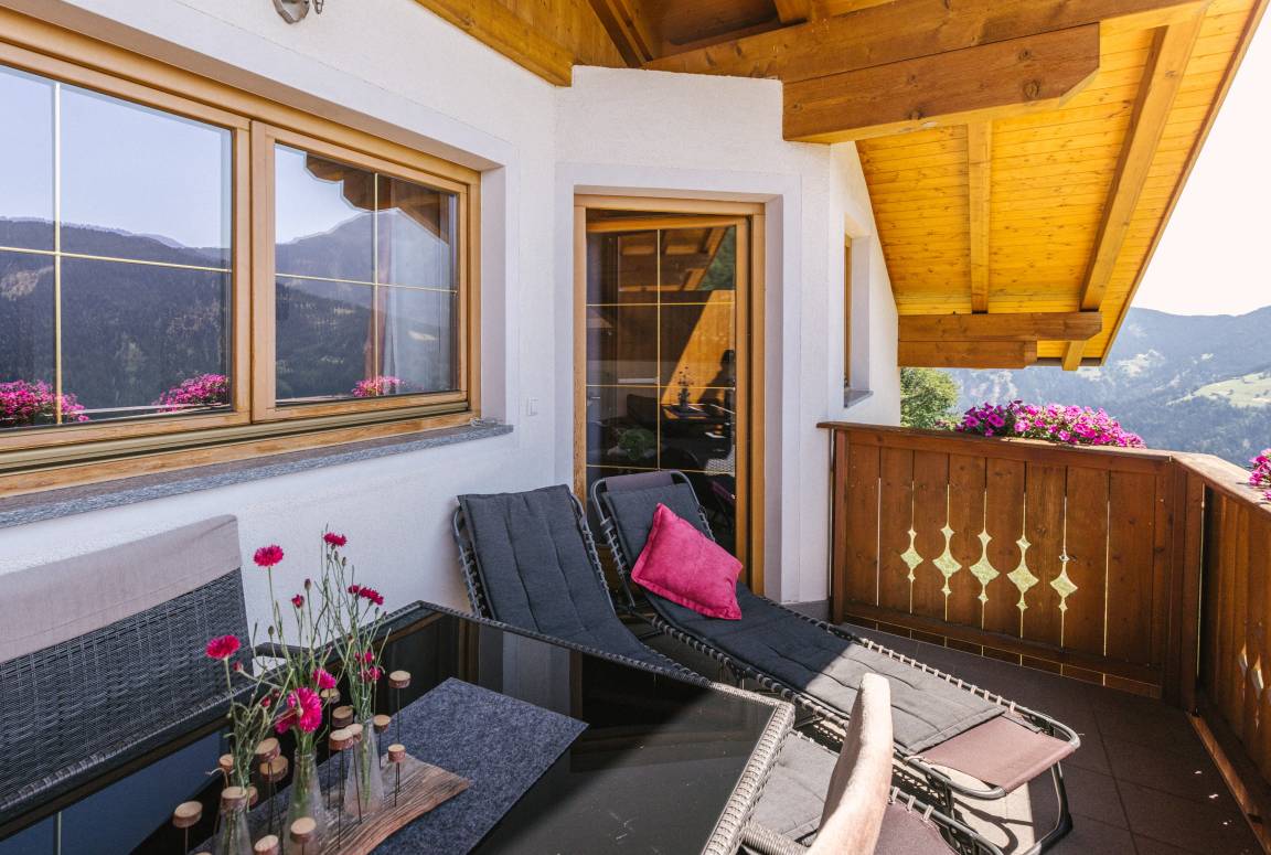 70 M² Apartamento ∙ 2 Habitaciones ∙ 6 Huéspedes - Ulten
