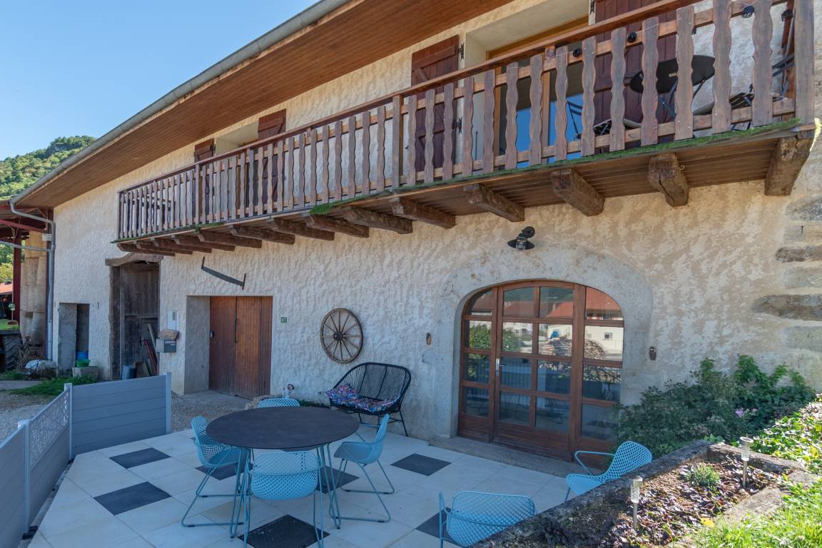 100 M² Maison De Vacances ∙ 3 Chambres ∙ 6 Personnes - Jura