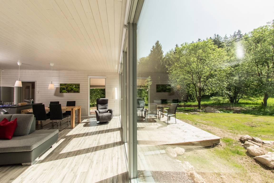 61 M² Ferienhaus ∙ 2 Schlafzimmer ∙ 4 Gäste - Bad Liebenstein