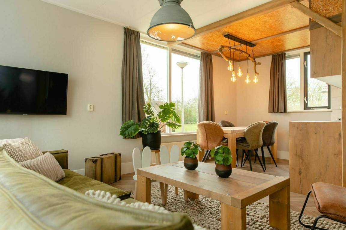 Cabin ∙ 3 Bedrooms ∙ 8 Guests - Almelo