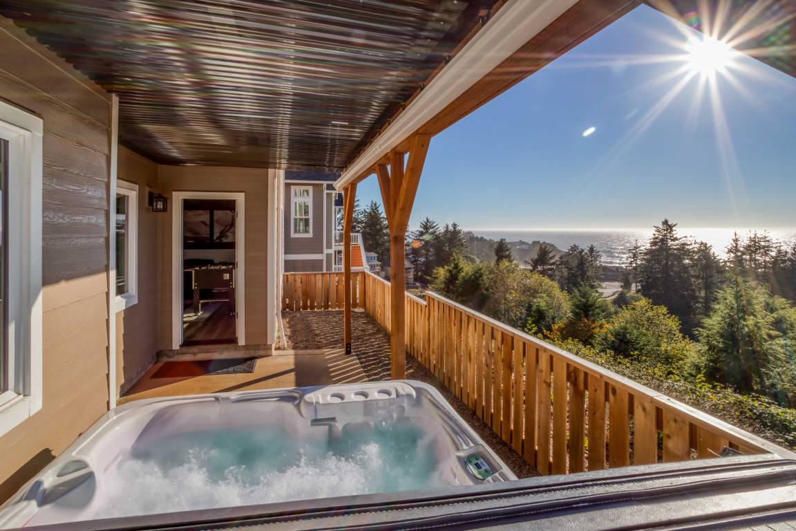 223 M² House ∙ 4 Bedrooms ∙ 9 Guests - Depoe Bay, OR