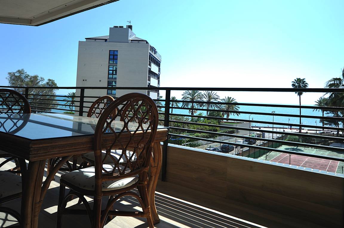 102 M² Apartamento ∙ 3 Habitaciones ∙ 6 Huéspedes - Castellón de la Plana