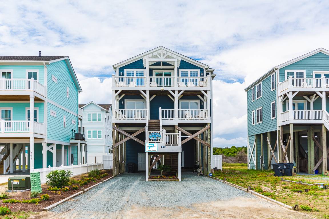 159 M² House ∙ 4 Bedrooms ∙ 10 Guests - Holden Beach, NC
