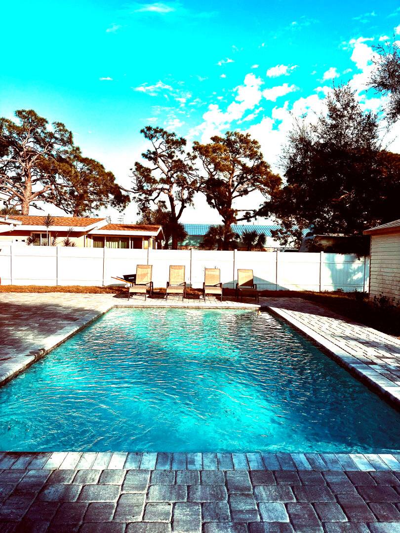 84 M² House ∙ 2 Bedrooms ∙ 5 Guests - Blind Pass Beach, Englewood