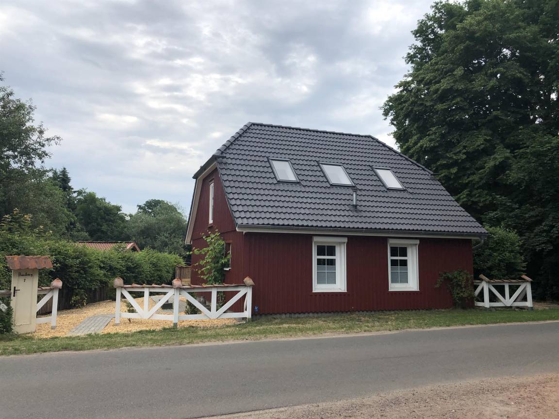 85 M² Ferienhaus ∙ 2 Schlafzimmer ∙ 4 Gäste - Winsen (Aller)