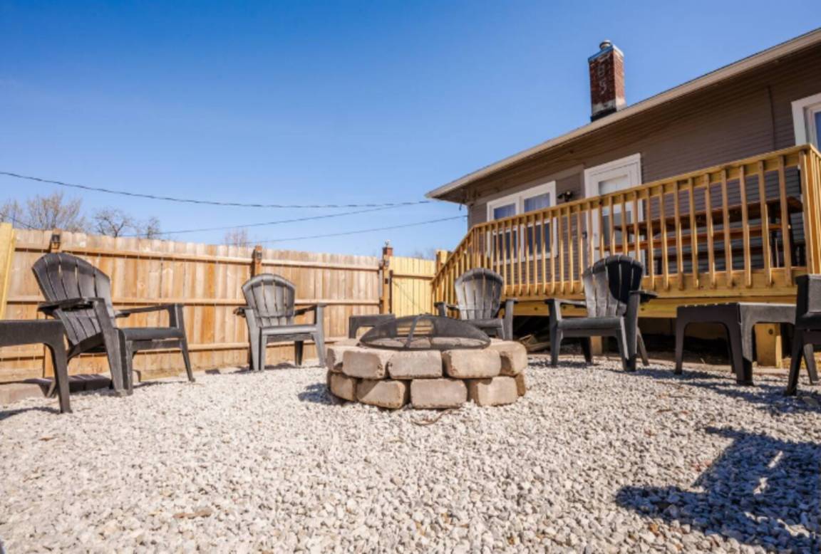 93 M² Maison De Vacances ∙ 3 Chambres ∙ 10 Personnes - Illinois