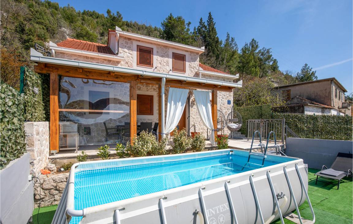 80 M² Ferienhaus ∙ 1 Schlafzimmer ∙ 4 Gäste - Metković