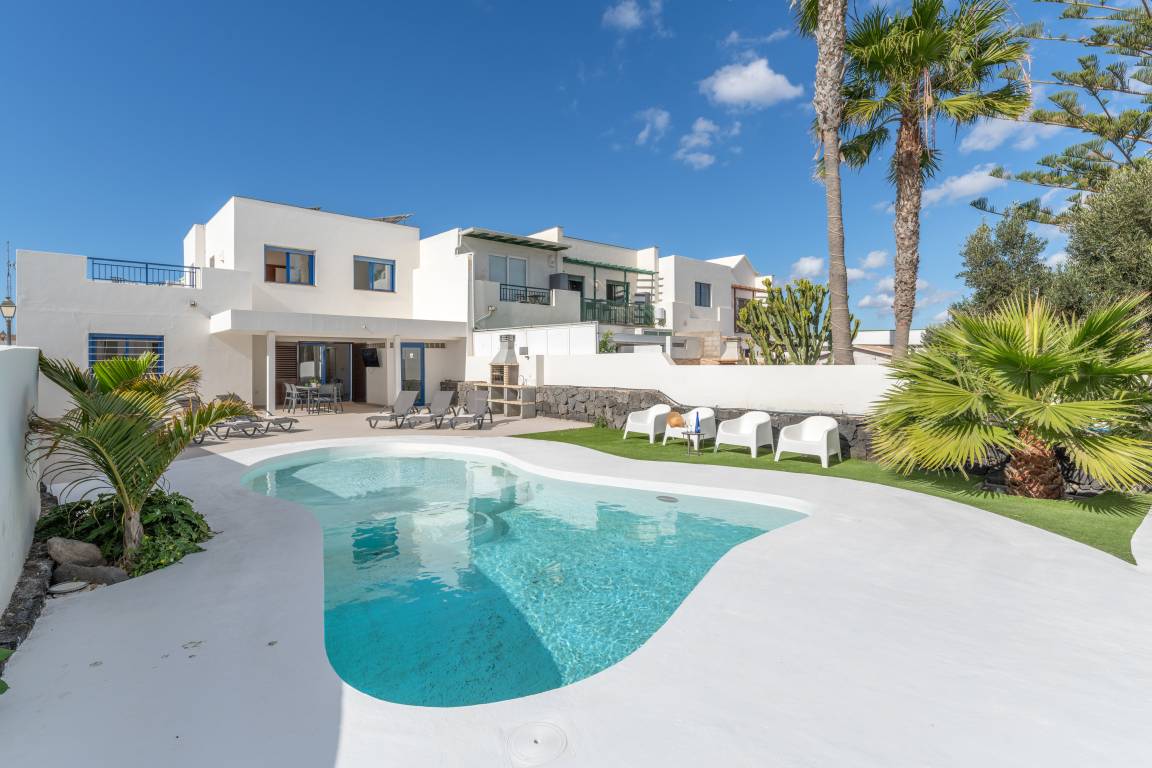 150 M² Casa ∙ 4 Habitaciones ∙ 7 Huéspedes - Playa Blanca