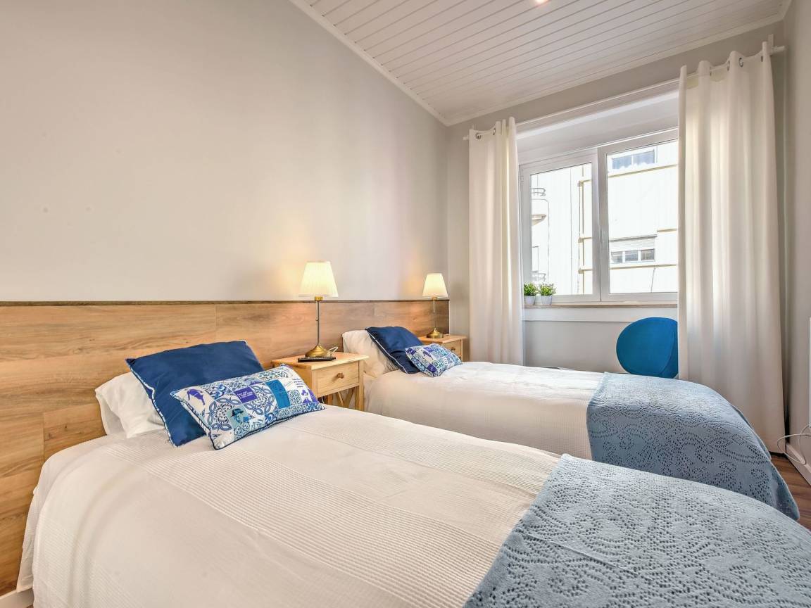55 M² Apartamento ∙ 2 Habitaciones ∙ 6 Huéspedes - Loures