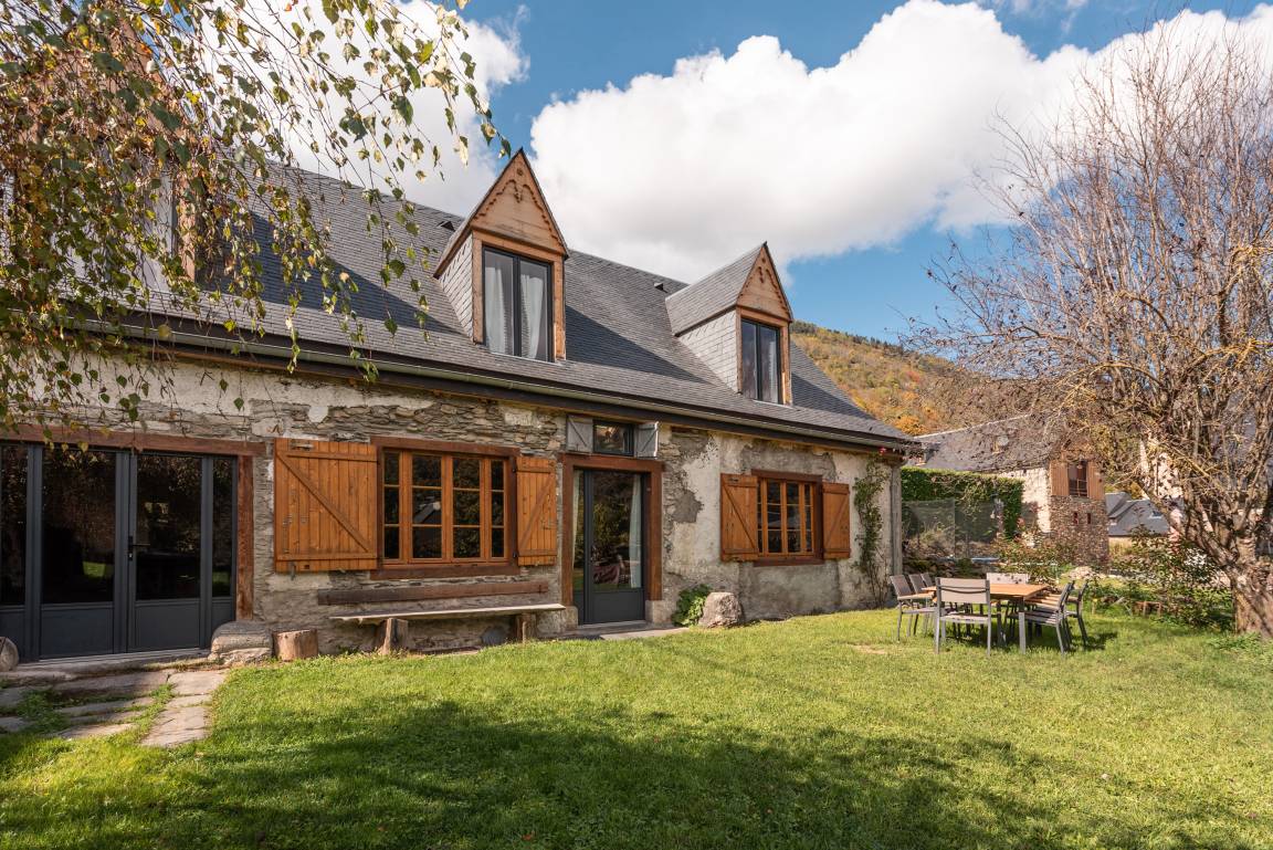 170 M² Maison De Vacances ∙ 3 Chambres ∙ 10 Personnes - Val Louron
