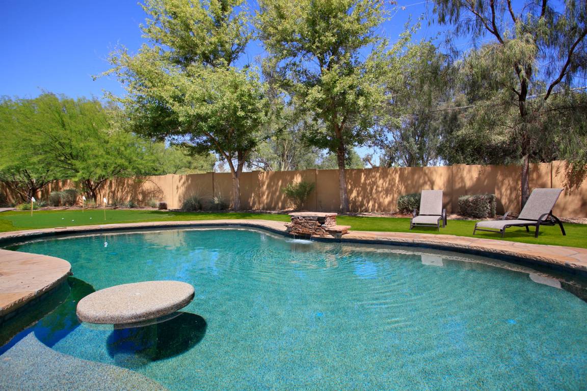 251 M² House ∙ 5 Bedrooms ∙ 12 Guests - Scottsdale, AZ