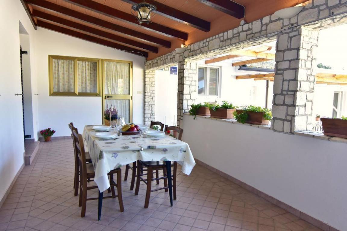 70 M² Casa ∙ 2 Habitaciones ∙ 6 Huéspedes - Umag