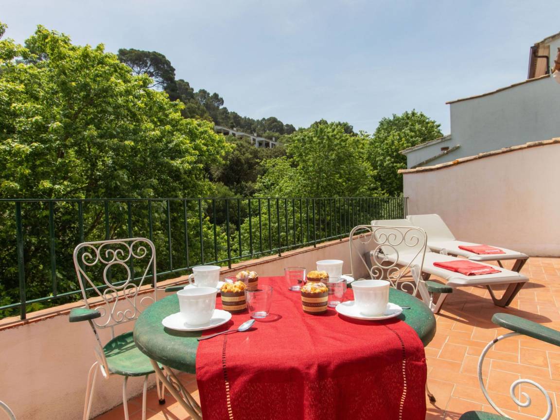 90 M² Apartment ∙ 1 Bedroom ∙ 5 Guests - Palafrugell