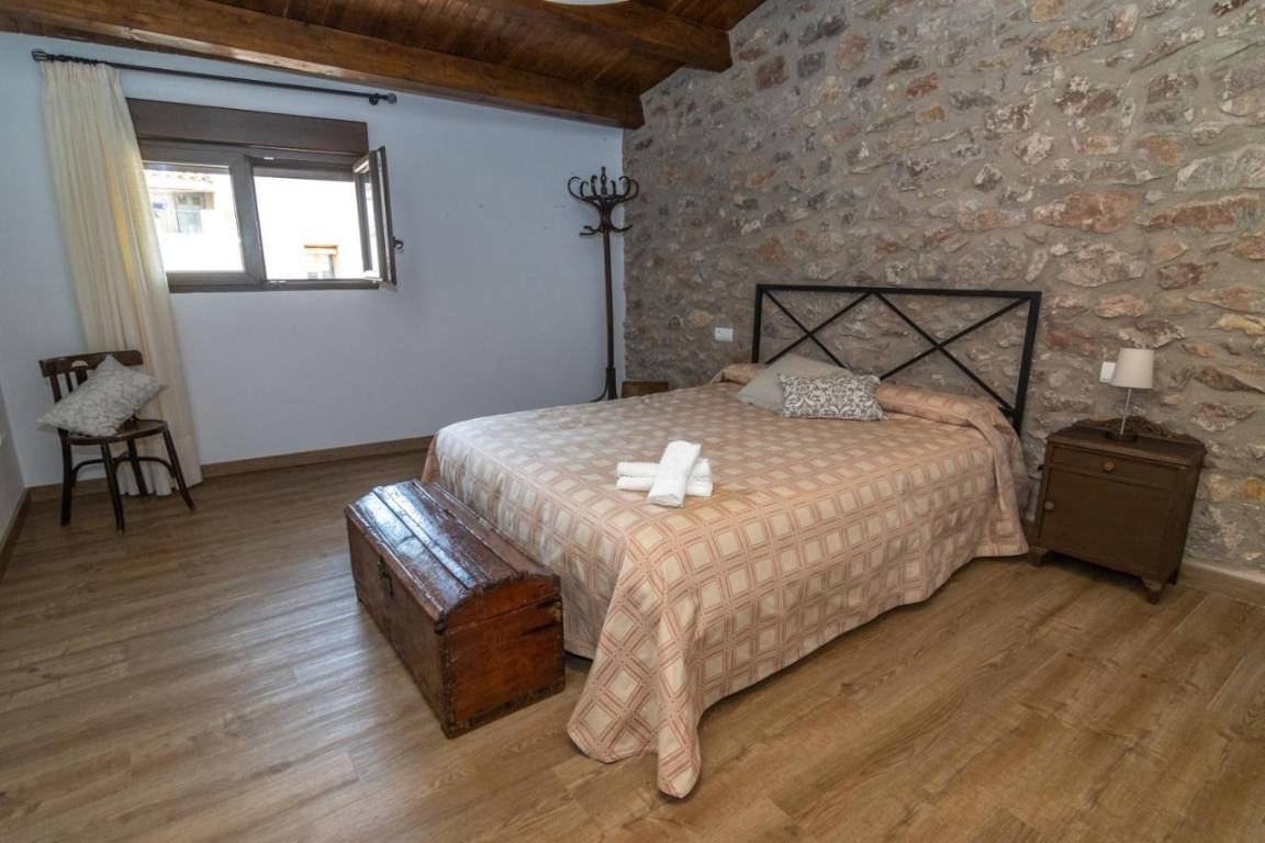 300 M² Ferienhaus ∙ 5 Schlafzimmer ∙ 12 Gäste - Vilafamés