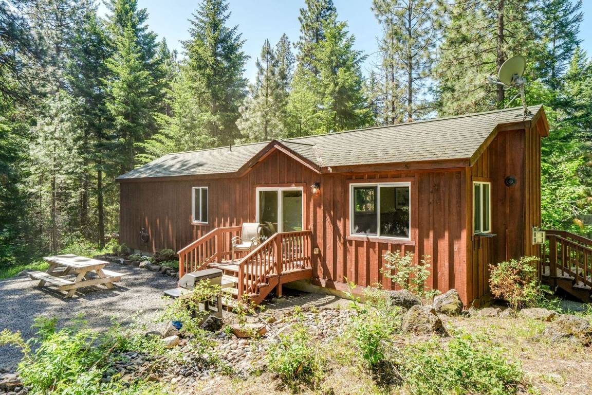 House ∙ 1 Bedroom ∙ 6 Guests - Trout Lake, WA