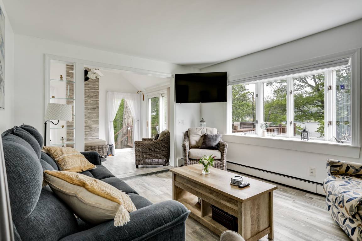 157 M² House ∙ 3 Bedrooms ∙ 6 Guests - Worcester, MA