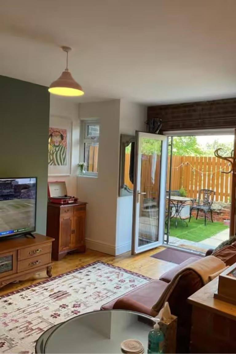 40 M² Estudio ∙ 1 Habitación ∙ 4 Huéspedes - Leeds
