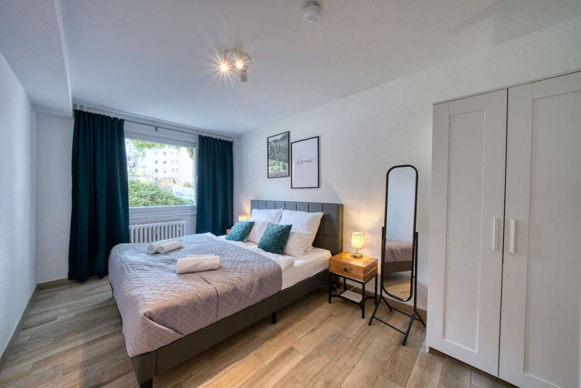 78 M² Appartement ∙ 2 Slaapkamers ∙ 8 Gasten - Würzburg