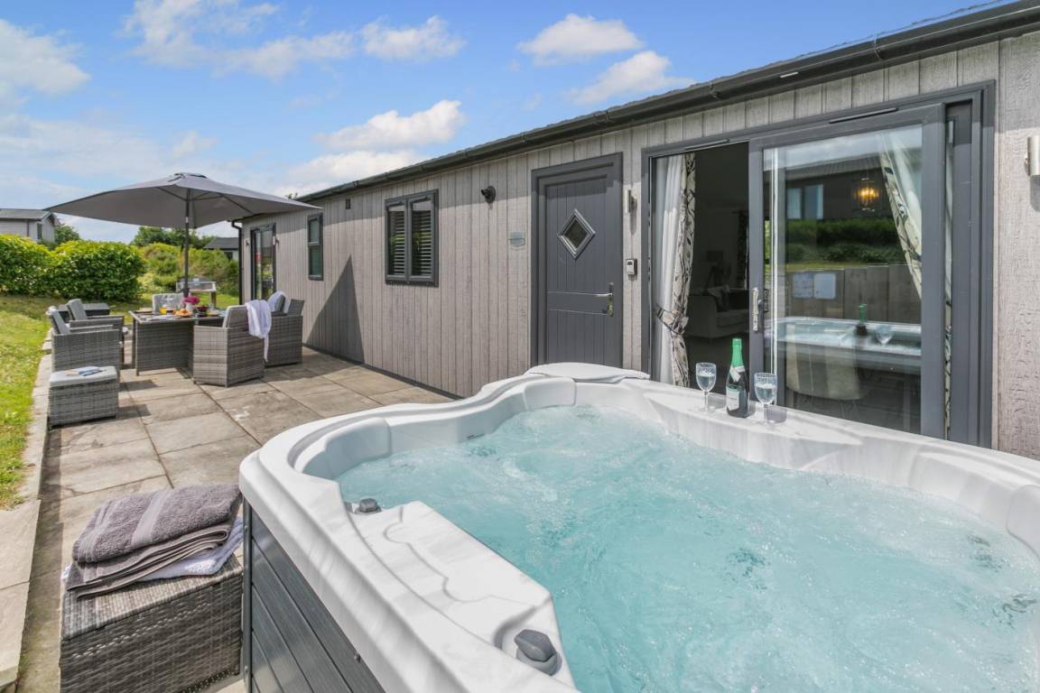 Lodge ∙ 3 Bedrooms ∙ 6 Guests - Roadford Lake