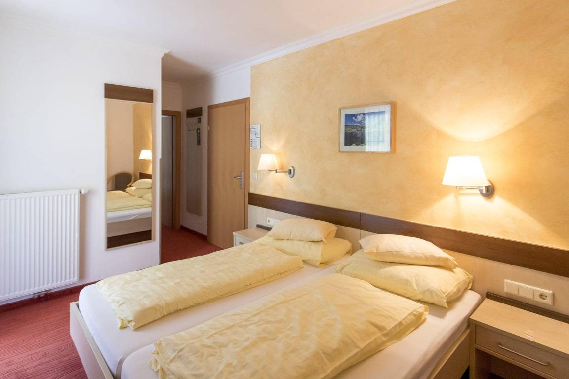 28 M² Hotel ∙ 2 Schlafzimmer ∙ 3 Gäste - Haus