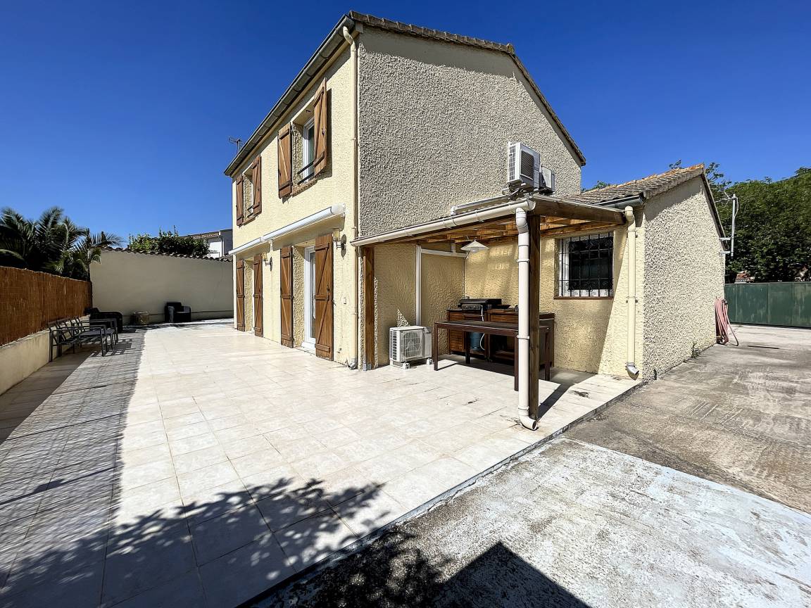 112 M² Ferienhaus ∙ 4 Schlafzimmer ∙ 8 Gäste - Saint-Cyprien