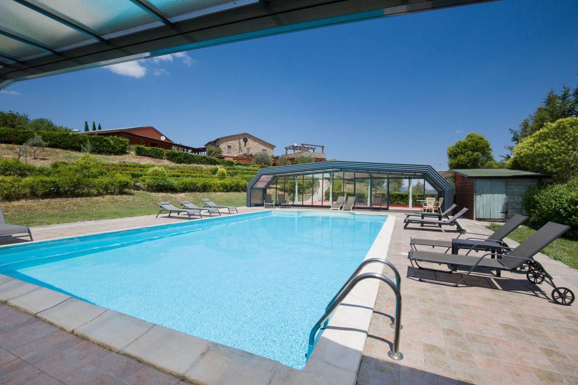 450 M² Villa ∙ 9 Bedrooms ∙ 20 Guests - Basilicata