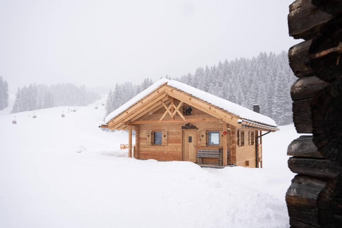 55 M² Chalet ∙ 2 Bedrooms ∙ 8 Guests - Val Gardena