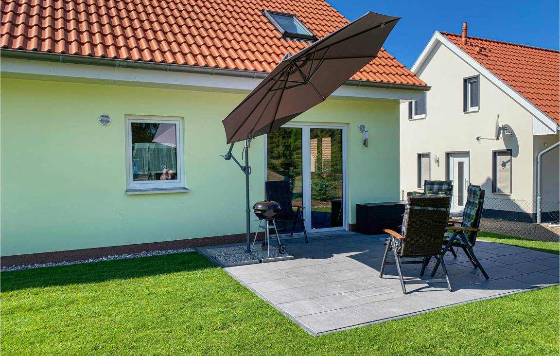 80 M² Apartment ∙ 2 Bedrooms ∙ 5 Guests - Sternberg