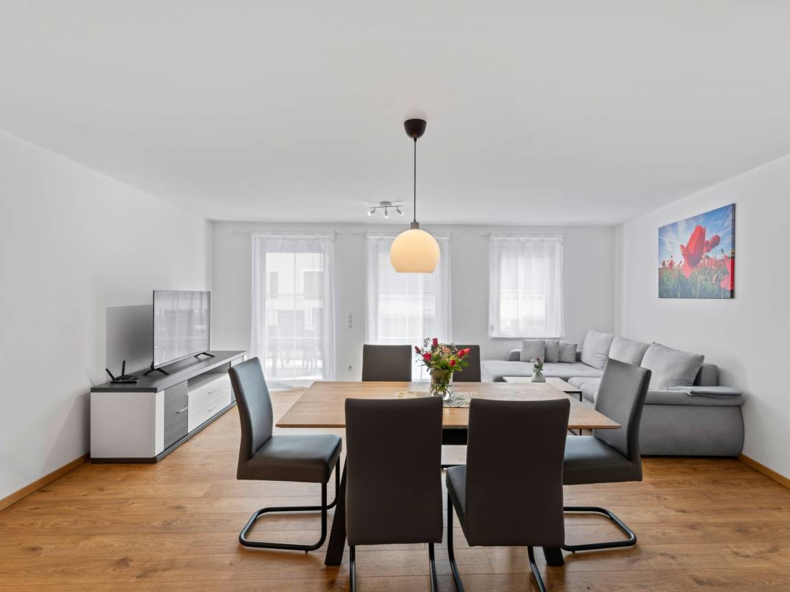 91 M² Appartement ∙ 2 Chambres ∙ 5 Personnes - Emmendingen