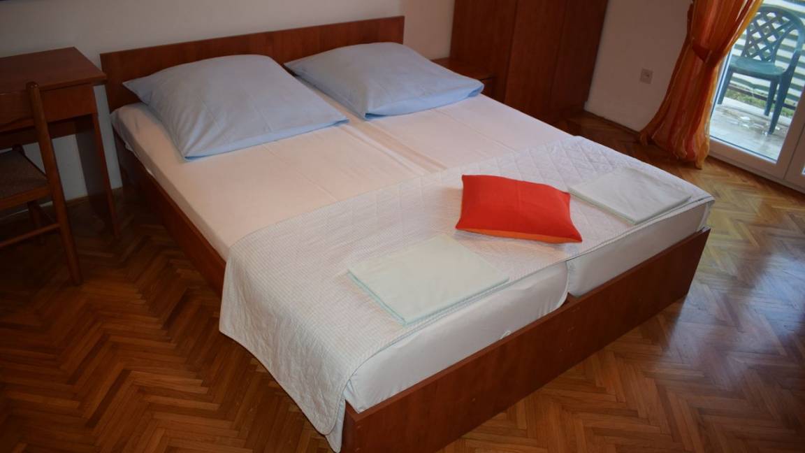 17 M² Hotel ∙ 1 Schlafzimmer ∙ 2 Gäste - Biograd na Moru