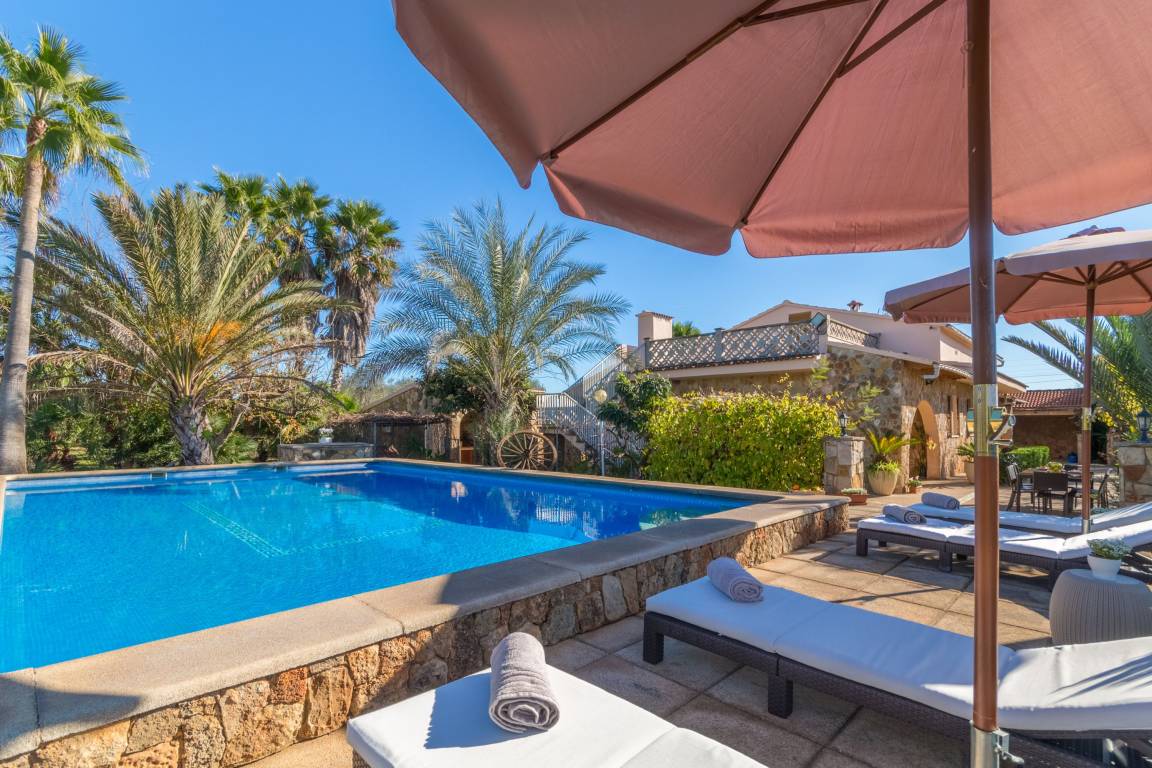 543 M² Apartamento ∙ 6 Habitaciones ∙ 12 Huéspedes - Inca