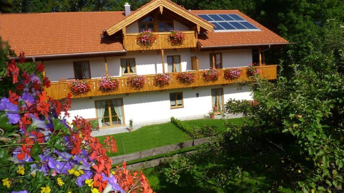 100 M² Appartement ∙ 2 Chambres ∙ 6 Personnes - Lenggries