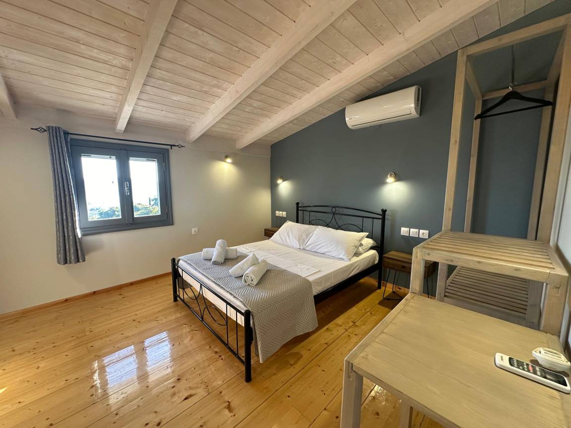 119 M² Villa ∙ 3 Bedrooms ∙ 6 Guests - Lefkada