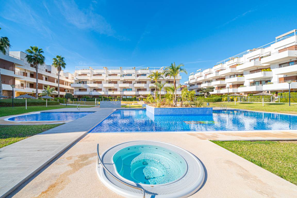 75 M² Apartment ∙ 2 Bedrooms ∙ 4 Guests - Playa Flamenca
